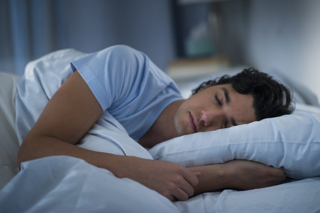 Sleep Specialist Details His ‘Before Bed’ Routine | Vitals
